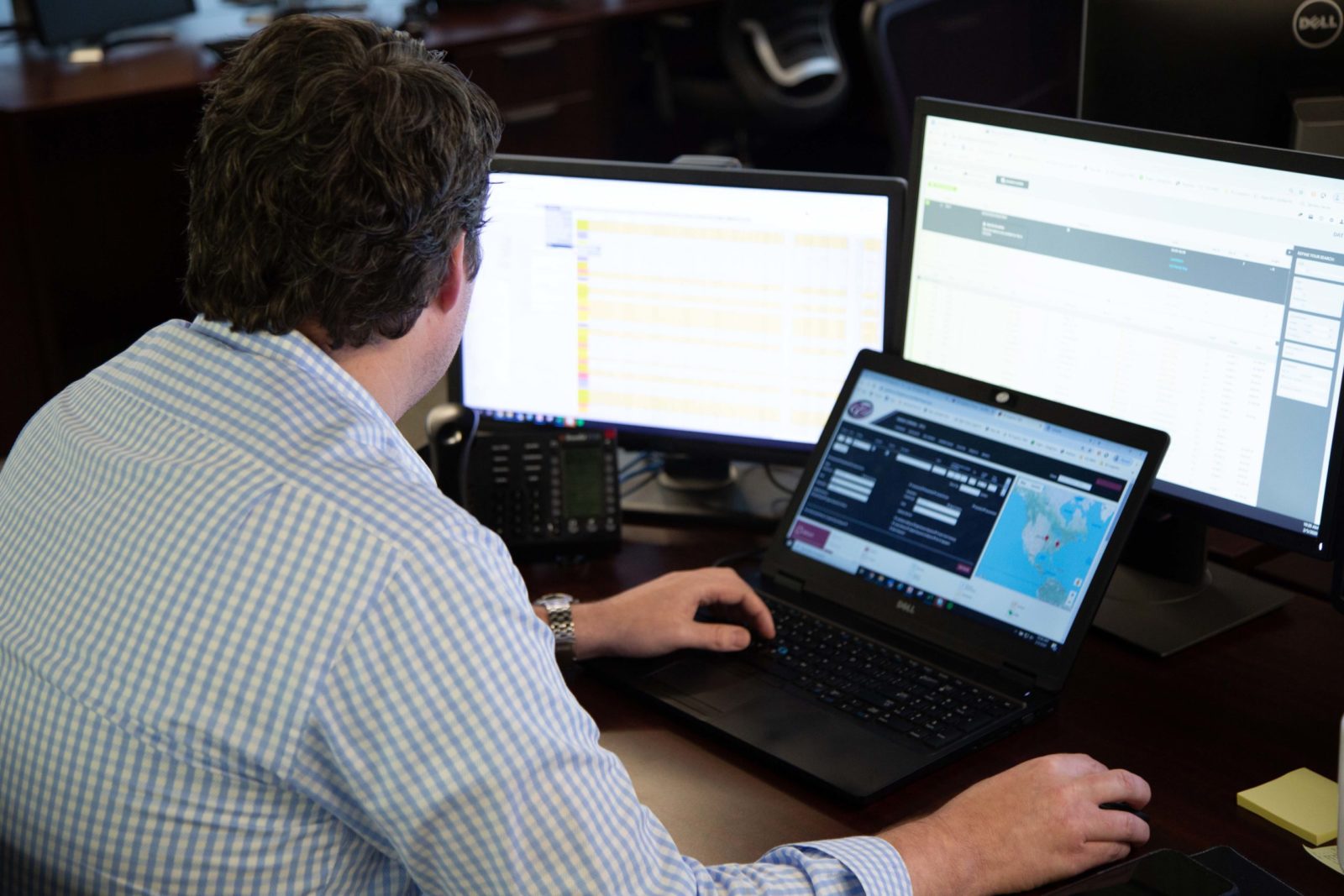 Expedited and Air Freight - R2 Logistics | Urgent Shipments